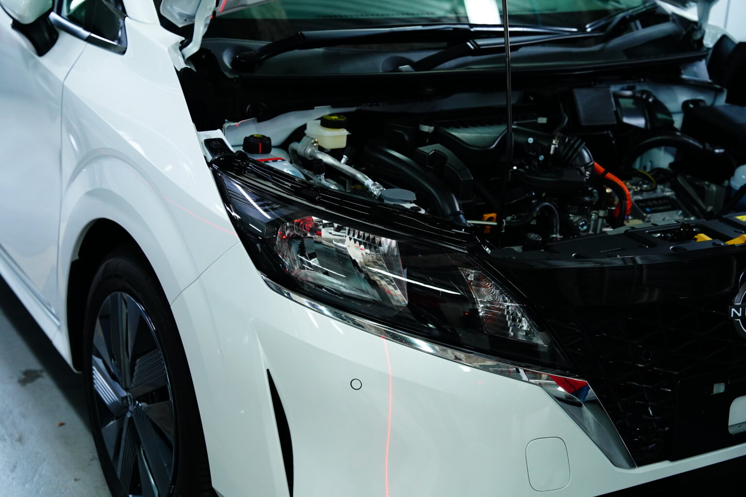 新型ノート(E13)のヘッドライト(H4バルブ)はカスタム可能？LEDライトにする方法を紹介！ | 日本ライティングBlog